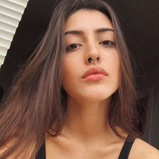 34 Ideias de Piercing no Septo: Dor, Cuidados e Estilos